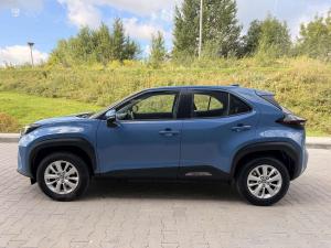 Zils Toyota Yaris Cross 2022 Viļņa, ar dzinēja tilpumu 1.49 L un nobraukumu 111 tūkst. km par 19500 €, foto 11 vietnē AUTOMOTO.COM.LV
