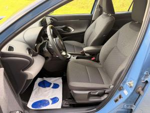 Zils Toyota Yaris Cross 2022 Viļņa, ar dzinēja tilpumu 1.49 L un nobraukumu 111 tūkst. km par 19500 €, foto 15 vietnē AUTOMOTO.COM.LV