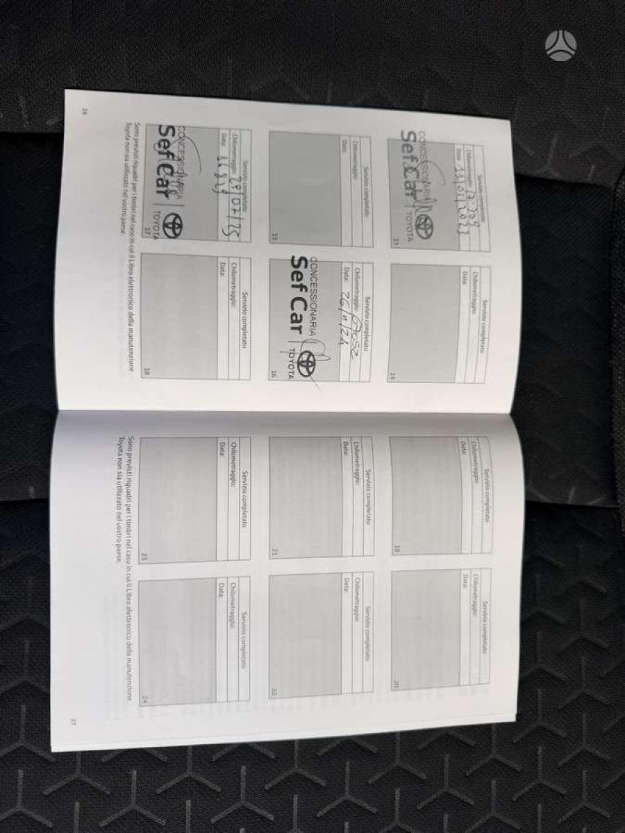 Zils Toyota Yaris Cross 2022 Viļņa, ar dzinēja tilpumu 1.49 L un nobraukumu 111 tūkst. km par 19500 €, foto 27 vietnē AUTOMOTO.COM.LV