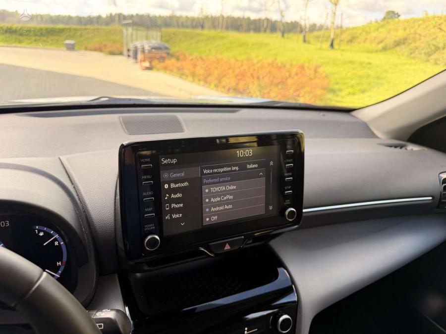 Zils Toyota Yaris Cross 2022 Viļņa, ar dzinēja tilpumu 1.49 L un nobraukumu 111 tūkst. km par 19500 €, foto 31 vietnē AUTOMOTO.COM.LV