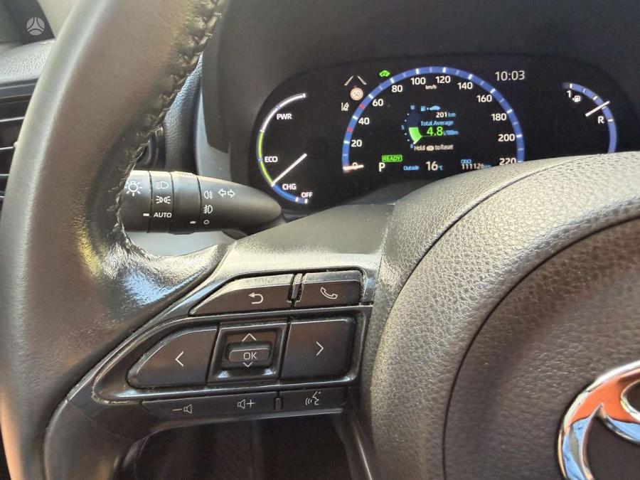 Zils Toyota Yaris Cross 2022 Viļņa, ar dzinēja tilpumu 1.49 L un nobraukumu 111 tūkst. km par 19500 €, foto 34 vietnē AUTOMOTO.COM.LV