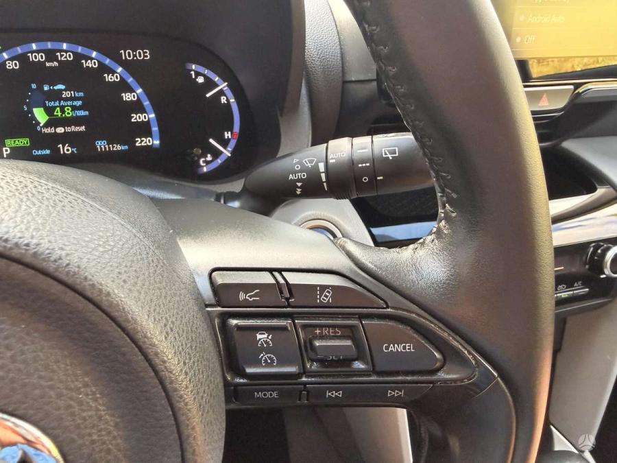Zils Toyota Yaris Cross 2022 Viļņa, ar dzinēja tilpumu 1.49 L un nobraukumu 111 tūkst. km par 19500 €, foto 35 vietnē AUTOMOTO.COM.LV