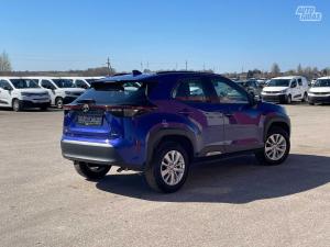 Синий Тойота Yaris Cross 2024 в Вильнюс, объемом двигателя 1.50 л и пробегом 46 тыс. км за 19300 €, фото 4 на AUTOMOTO.COM.LV
