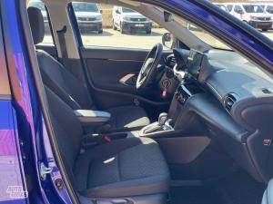 Синий Тойота Yaris Cross 2024 в Вильнюс, объемом двигателя 1.50 л и пробегом 46 тыс. км за 19300 €, фото 8 на AUTOMOTO.COM.LV