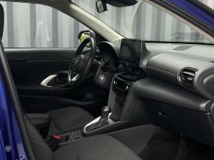 Синий Тойота Yaris Cross 2024 в Вильнюс, объемом двигателя 1.49 л и пробегом 49 тыс. км за 19000 €, фото 9 на AUTOMOTO.COM.LV