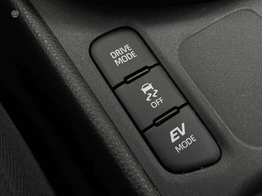 Синий Тойота Yaris Cross 2024 в Вильнюс, объемом двигателя 1.49 л и пробегом 49 тыс. км за 19000 €, фото 20 на AUTOMOTO.COM.LV