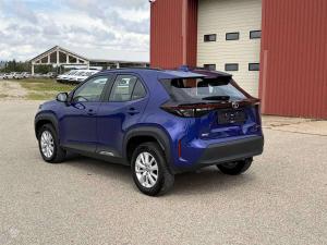 Blue Toyota Yaris Cross 2024 in Ukmerge, with an engine capacity of 1.49 L and mileage of 40 thousand km for 18999 €, photo 5 on AUTOMOTO.COM.LV