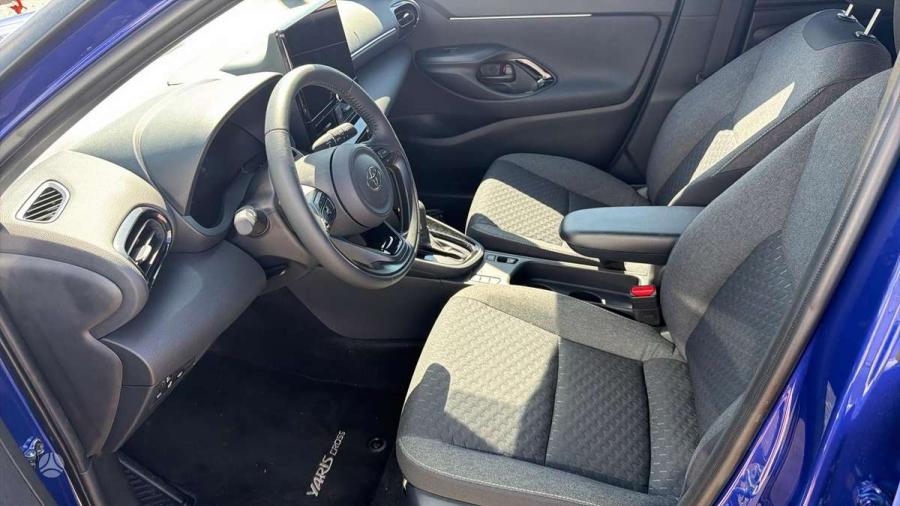 Синий Тойота Yaris Cross 2026 в Мариямполе, объемом двигателя 1.49 л и пробегом 0 тыс. км за 16799 €, фото 8 на AUTOMOTO.COM.LV