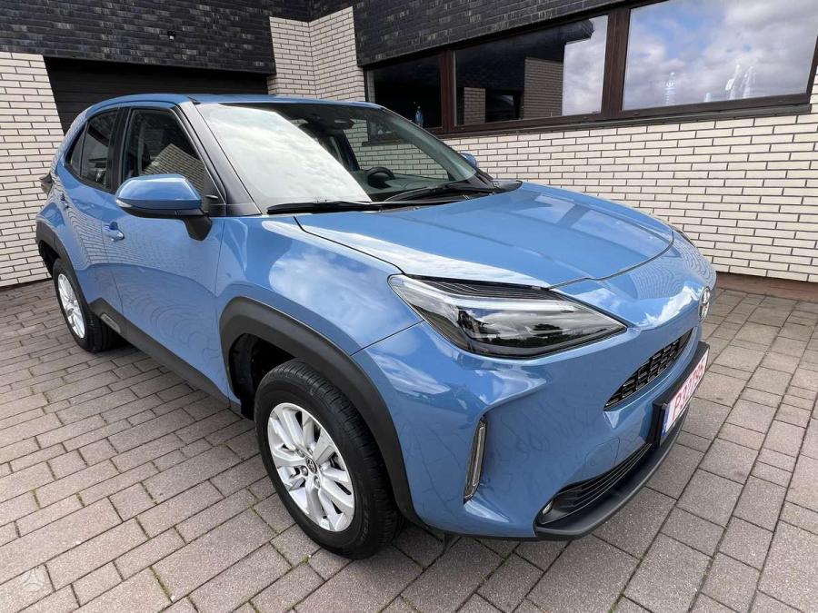 Синий Тойота Yaris Cross 2021 в Тельшяй, объемом двигателя 1.50 л и пробегом 25 тыс. км за 18799 €, фото 4 на AUTOMOTO.COM.LV