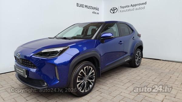 Blue Toyota Yaris Cross 2022 in Tallinn, with an engine capacity of 1.49 L and mileage of 77 thousand km for 22495 €, photo 1 on AUTOMOTO.COM.LV