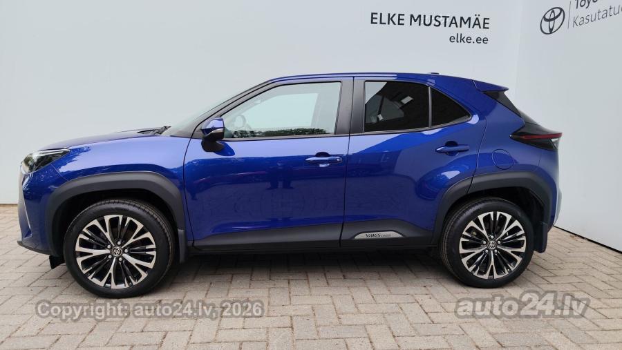Zils Toyota Yaris Cross 2022 Tallina, ar dzinēja tilpumu 1.49 L un nobraukumu 77 tūkst. km par 22495 €, foto 4 vietnē AUTOMOTO.COM.LV