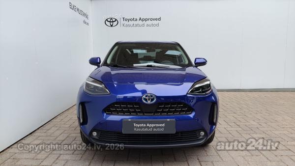 Blue Toyota Yaris Cross 2022 in Tallinn, with an engine capacity of 1.49 L and mileage of 77 thousand km for 22495 €, photo 5 on AUTOMOTO.COM.LV