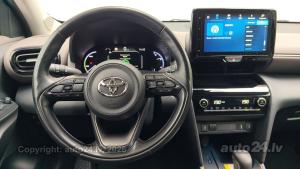 Zils Toyota Yaris Cross 2022 Tallina, ar dzinēja tilpumu 1.49 L un nobraukumu 77 tūkst. km par 22495 €, foto 10 vietnē AUTOMOTO.COM.LV