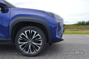 Zils Toyota Yaris Cross 2022 Tallina, ar dzinēja tilpumu 1.50 L un nobraukumu 70 tūkst. km par 21700 €, foto 24 vietnē AUTOMOTO.COM.LV