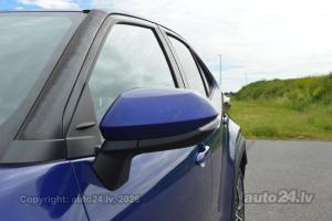 Zils Toyota Yaris Cross 2022 Tallina, ar dzinēja tilpumu 1.50 L un nobraukumu 70 tūkst. km par 21700 €, foto 25 vietnē AUTOMOTO.COM.LV