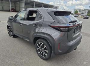 Коричневый Тойота Yaris Cross 2021 в Клайпеда, объемом двигателя 1.50 л и пробегом 54 тыс. км за 7800 €, фото 4 на AUTOMOTO.COM.LV