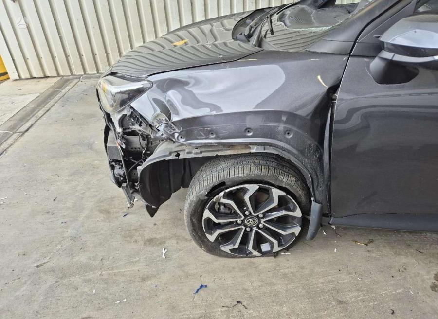 Коричневый Тойота Yaris Cross 2021 в Клайпеда, объемом двигателя 1.50 л и пробегом 54 тыс. км за 7800 €, фото 13 на AUTOMOTO.COM.LV