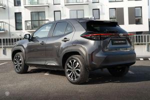Brūns Toyota Yaris Cross 2022 Viļņa, ar dzinēja tilpumu 1.49 L un nobraukumu 80 tūkst. km par 19600 €, foto 5 vietnē AUTOMOTO.COM.LV