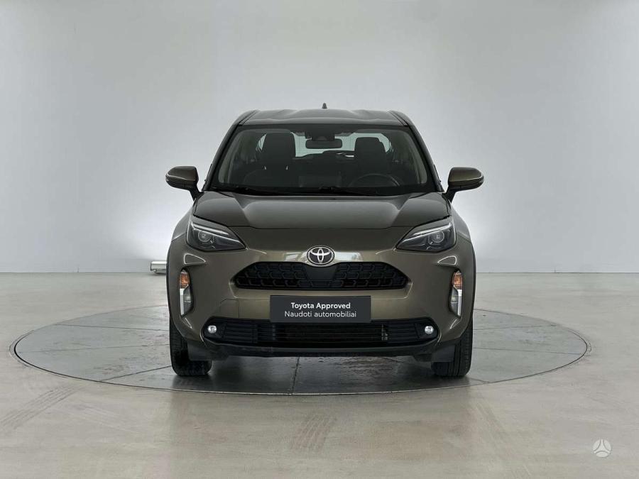 Коричневый Тойота Yaris Cross 2022 в Вильнюс, объемом двигателя 1.49 л и пробегом 93 тыс. км за 18900 €, фото 6 на AUTOMOTO.COM.LV