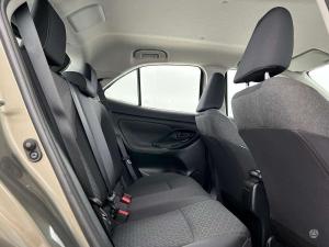 Коричневый Тойота Yaris Cross 2022 в Вильнюс, объемом двигателя 1.49 л и пробегом 93 тыс. км за 18900 €, фото 8 на AUTOMOTO.COM.LV