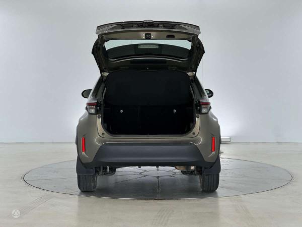 Коричневый Тойота Yaris Cross 2022 в Вильнюс, объемом двигателя 1.49 л и пробегом 93 тыс. км за 18900 €, фото 11 на AUTOMOTO.COM.LV