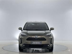 Коричневый Тойота Yaris Cross 2023 в Вильнюс, объемом двигателя 1.49 л и пробегом 47 тыс. км за 23900 €, фото 4 на AUTOMOTO.COM.LV
