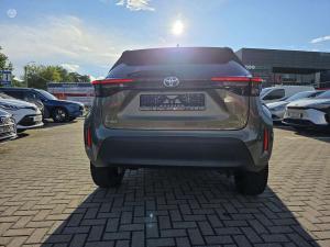 Коричневый Тойота Yaris Cross 2023 в Вильнюс, объемом двигателя 1.50 л и пробегом 100 тыс. км за 19300 €, фото 7 на AUTOMOTO.COM.LV