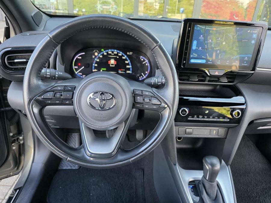 Коричневый Тойота Yaris Cross 2023 в Вильнюс, объемом двигателя 1.50 л и пробегом 100 тыс. км за 19300 €, фото 20 на AUTOMOTO.COM.LV