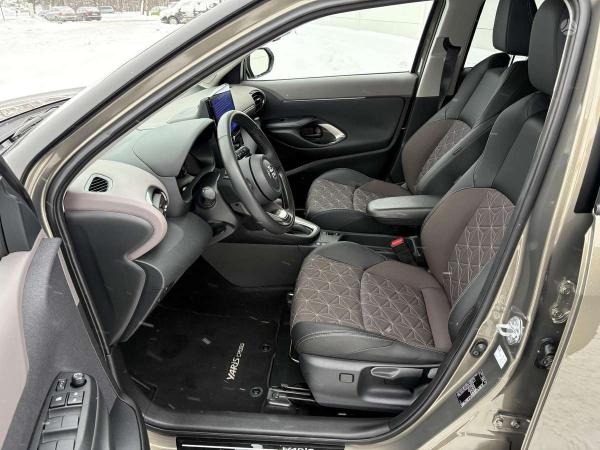 Коричневый Тойота Yaris Cross 2024 в Каунас, объемом двигателя 1.50 л и пробегом 11 тыс. км за 24300 €, фото 11 на AUTOMOTO.COM.LV