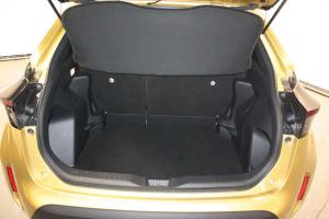 Коричневый Тойота Yaris Cross 2024 в Каунас, объемом двигателя 1.49 л и пробегом 20 тыс. км за 23500 €, фото 11 на AUTOMOTO.COM.LV