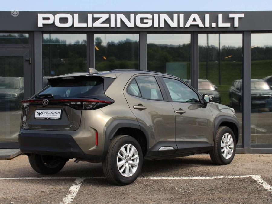 Brūns Toyota Yaris Cross 2024 Viļņa, ar dzinēja tilpumu 1.49 L un nobraukumu 52 tūkst. km par 22500 €, foto 5 vietnē AUTOMOTO.COM.LV