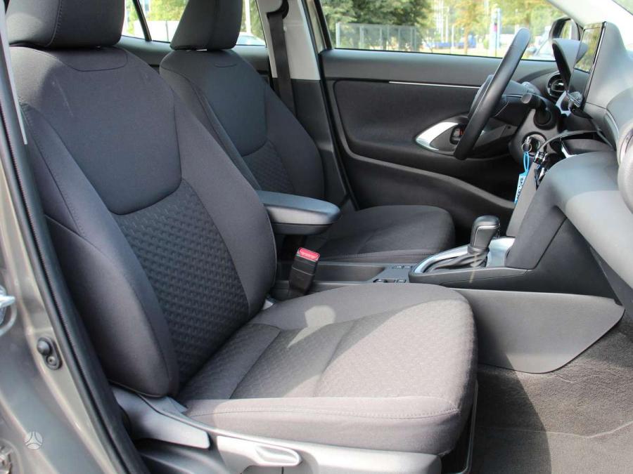 Brūns Toyota Yaris Cross 2024 Viļņa, ar dzinēja tilpumu 1.49 L un nobraukumu 52 tūkst. km par 22500 €, foto 15 vietnē AUTOMOTO.COM.LV