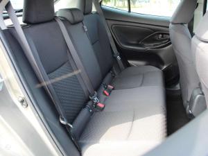 Brūns Toyota Yaris Cross 2024 Viļņa, ar dzinēja tilpumu 1.49 L un nobraukumu 52 tūkst. km par 22500 €, foto 17 vietnē AUTOMOTO.COM.LV