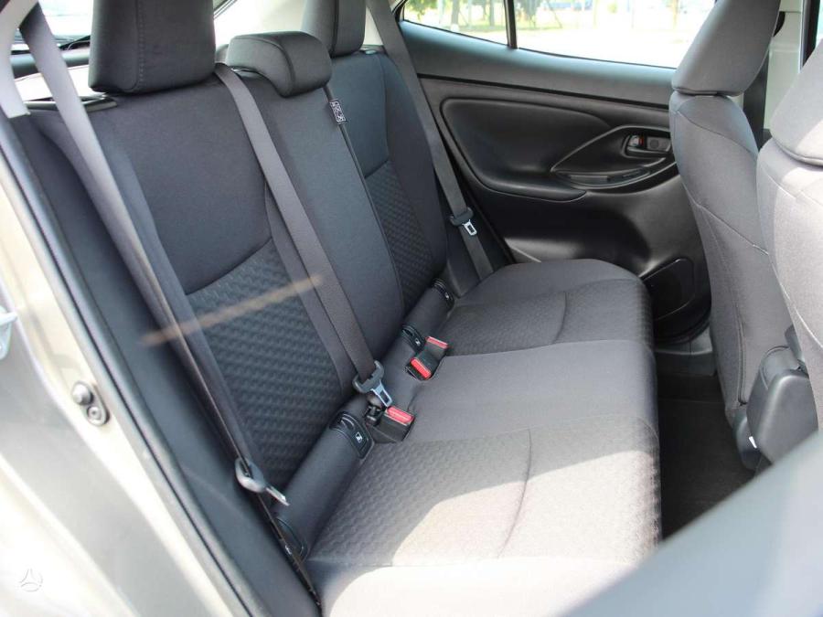 Brūns Toyota Yaris Cross 2024 Viļņa, ar dzinēja tilpumu 1.49 L un nobraukumu 52 tūkst. km par 22500 €, foto 17 vietnē AUTOMOTO.COM.LV