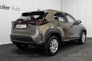 Brūns Toyota Yaris Cross 2025 Tallina, ar dzinēja tilpumu 1.50 L un nobraukumu 42 tūkst. km par 22900 €, foto 5 vietnē AUTOMOTO.COM.LV