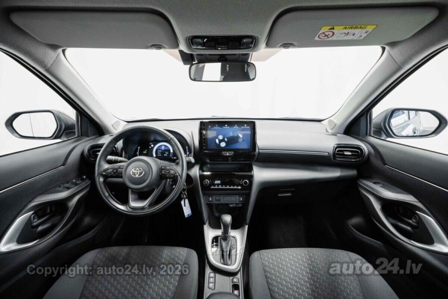 Коричневый Тойота Yaris Cross 2025 в Таллин, объемом двигателя 1.50 л и пробегом 42 тыс. км за 22900 €, фото 10 на AUTOMOTO.COM.LV