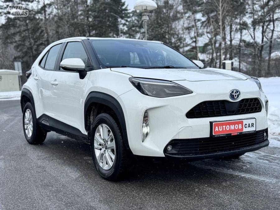 Toyota Yaris Cross 2021 in Vilnius, with an engine capacity of 1.50 L and mileage of 161 thousand km for 16350 €, photo 3 on AUTOMOTO.COM.LV