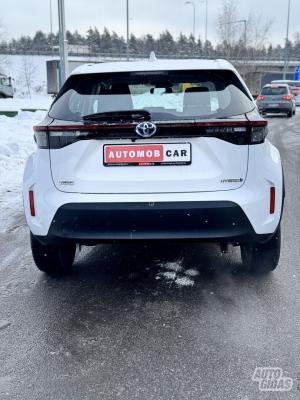 Toyota Yaris Cross 2021 in Vilnius, with an engine capacity of 1.50 L and mileage of 161 thousand km for 16350 €, photo 5 on AUTOMOTO.COM.LV