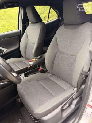 Toyota Yaris Cross 2022 Viļņa, ar dzinēja tilpumu 1.50 L un nobraukumu 64 tūkst. km par 21450 €, foto 14 vietnē AUTOMOTO.COM.LV