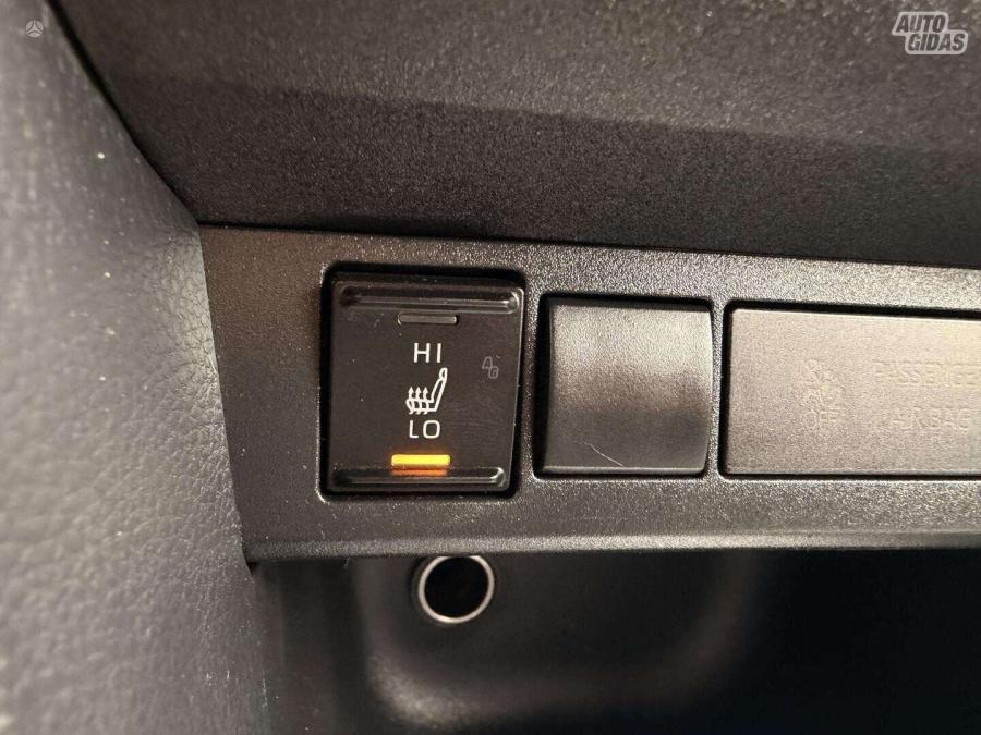 Toyota Yaris Cross 2022 Viļņa, ar dzinēja tilpumu 1.50 L un nobraukumu 64 tūkst. km par 21450 €, foto 26 vietnē AUTOMOTO.COM.LV