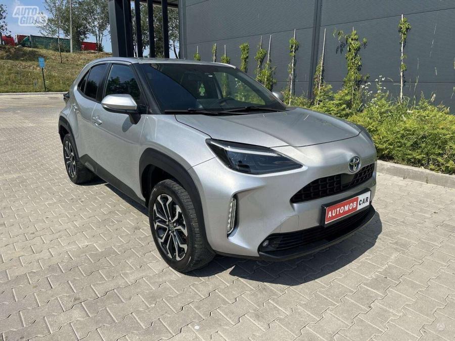 Тойота Yaris Cross 2022 в Вильнюс, объемом двигателя 1.50 л и пробегом 99 тыс. км за 20450 €, фото 1 на AUTOMOTO.COM.LV