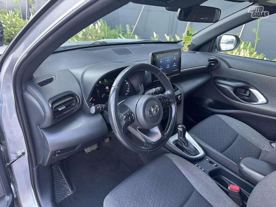 Тойота Yaris Cross 2022 в Вильнюс, объемом двигателя 1.50 л и пробегом 99 тыс. км за 20450 €, фото 18 на AUTOMOTO.COM.LV