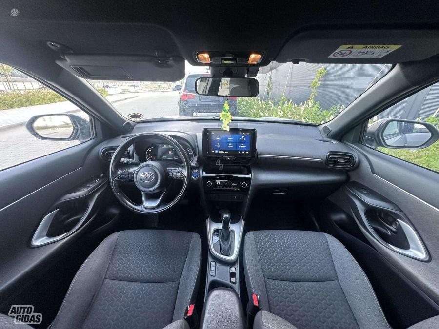 Тойота Yaris Cross 2022 в Вильнюс, объемом двигателя 1.50 л и пробегом 99 тыс. км за 20950 €, фото 30 на AUTOMOTO.COM.LV
