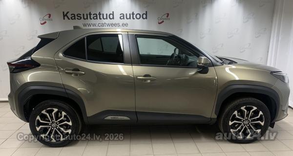 Toyota Yaris Cross 2023 Tallina, ar dzinēja tilpumu 1.50 L un nobraukumu 6 tūkst. km par 23900 €, foto 5 vietnē AUTOMOTO.COM.LV