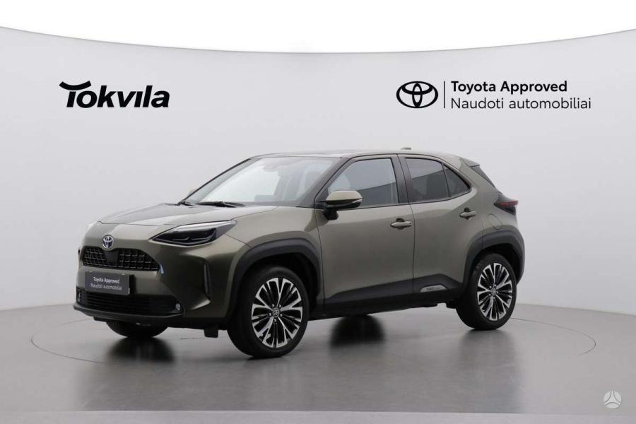 Зеленый Тойота Yaris Cross 2022 в Вильнюс, объемом двигателя 1.49 л и пробегом 77 тыс. км за 24990 €, фото 1 на AUTOMOTO.COM.LV