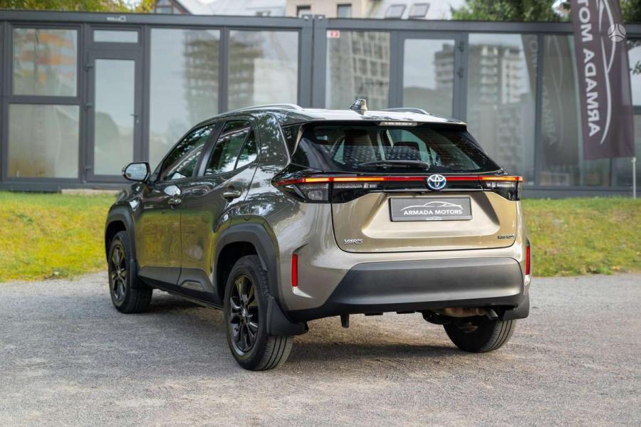 Зеленый Тойота Yaris Cross 2022 в Вильнюс, объемом двигателя 1.49 л и пробегом 153 тыс. км за 17500 €, фото 14 на AUTOMOTO.COM.LV
