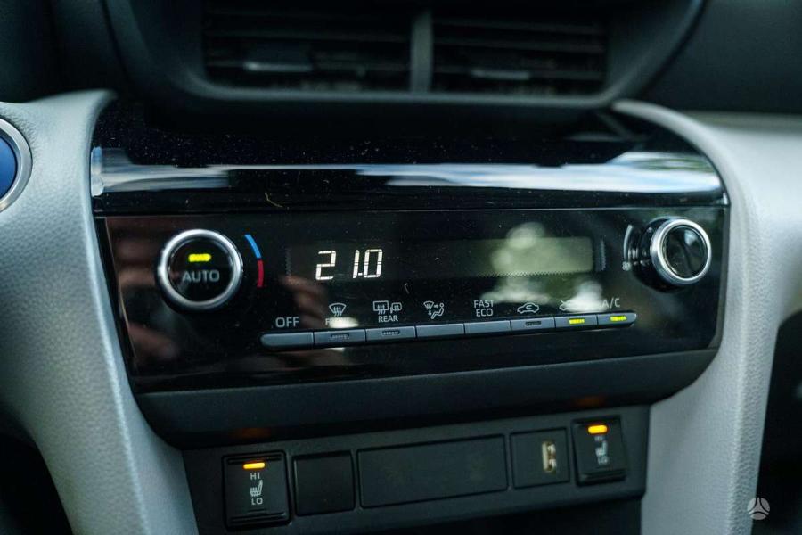 Зеленый Тойота Yaris Cross 2022 в Вильнюс, объемом двигателя 1.49 л и пробегом 153 тыс. км за 17500 €, фото 32 на AUTOMOTO.COM.LV