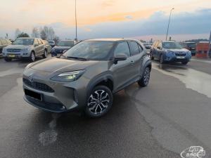 Zaļš Toyota Yaris Cross 2023 Avižieniai, ar dzinēja tilpumu 1.50 L un nobraukumu 25 tūkst. km par 22900 €, foto  vietnē AUTOMOTO.COM.LV