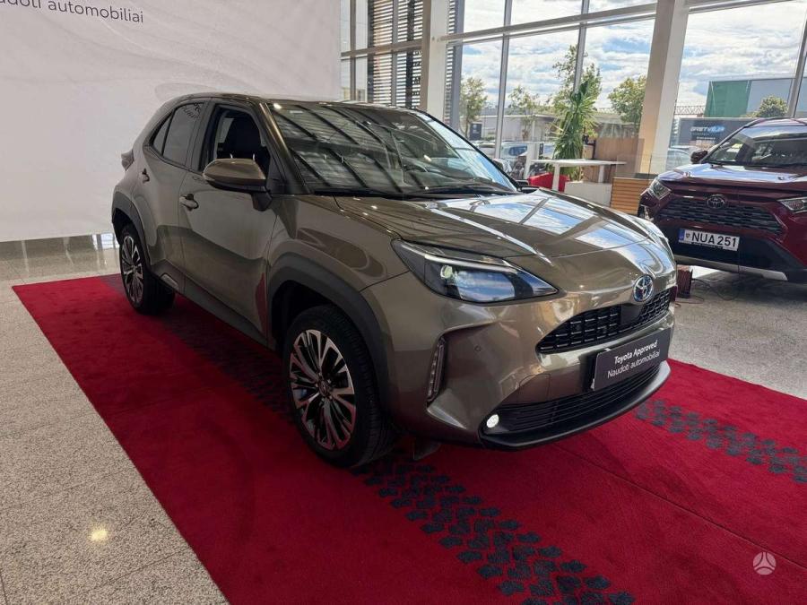 Зеленый Тойота Yaris Cross 2023 в Шяуляй, объемом двигателя 1.49 л и пробегом 61 тыс. км за 23900 €, фото 3 на AUTOMOTO.COM.LV