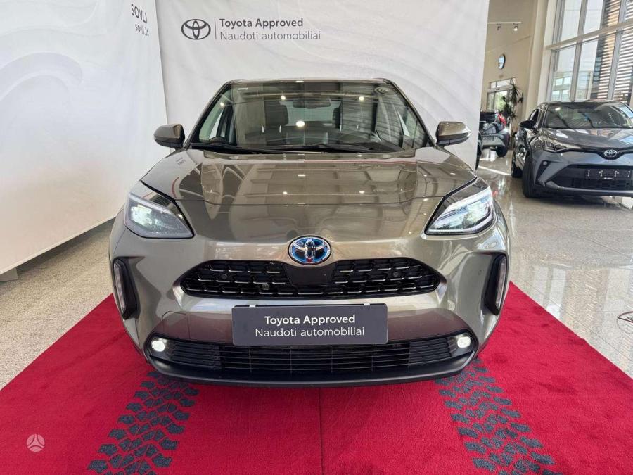 Зеленый Тойота Yaris Cross 2023 в Шяуляй, объемом двигателя 1.49 л и пробегом 61 тыс. км за 23900 €, фото 4 на AUTOMOTO.COM.LV